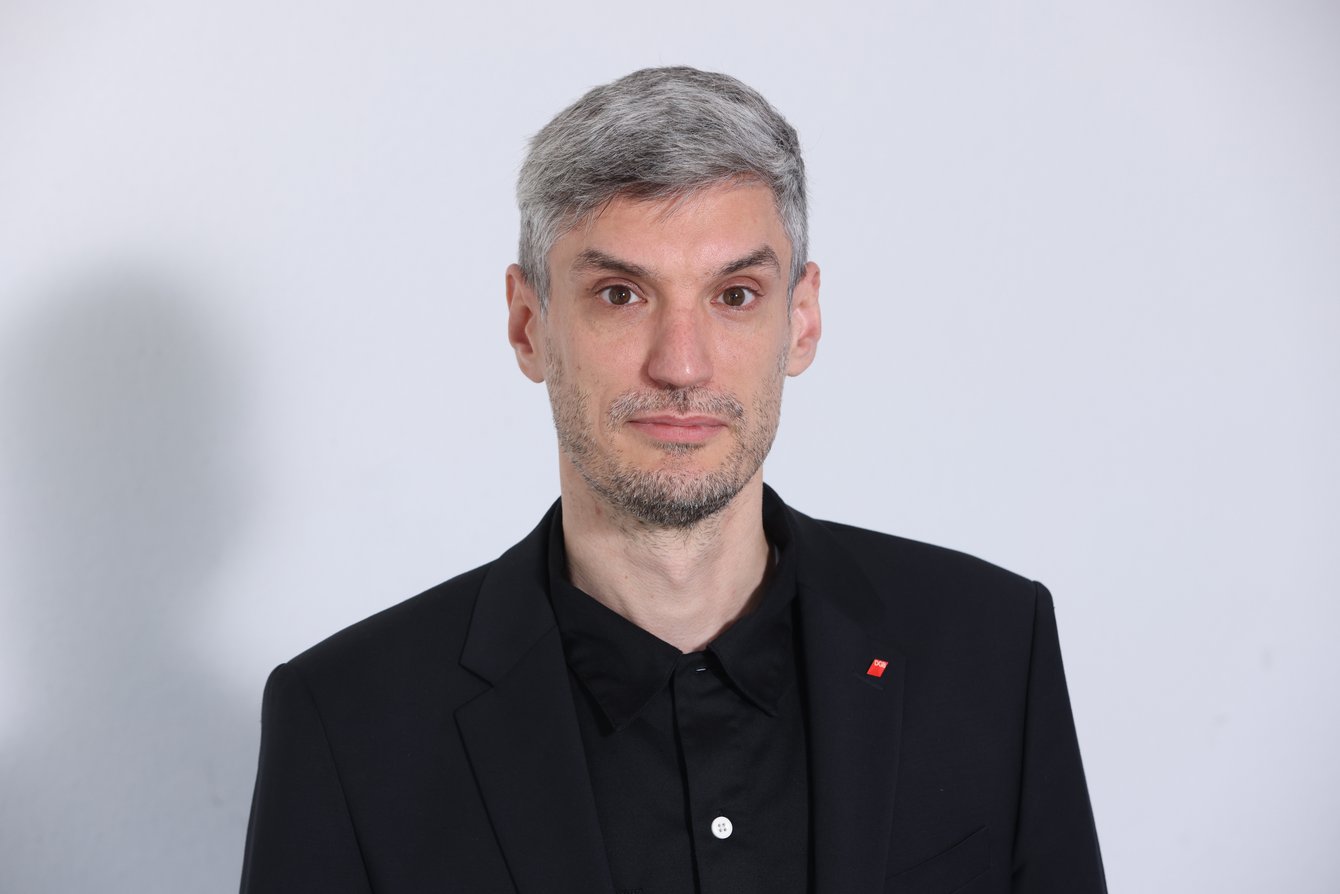 Sebastian Hebeisen als DGB-Regionsgeschäftsführer Koblenz wiedergewählt | DGB Rheinland-Pfalz ...